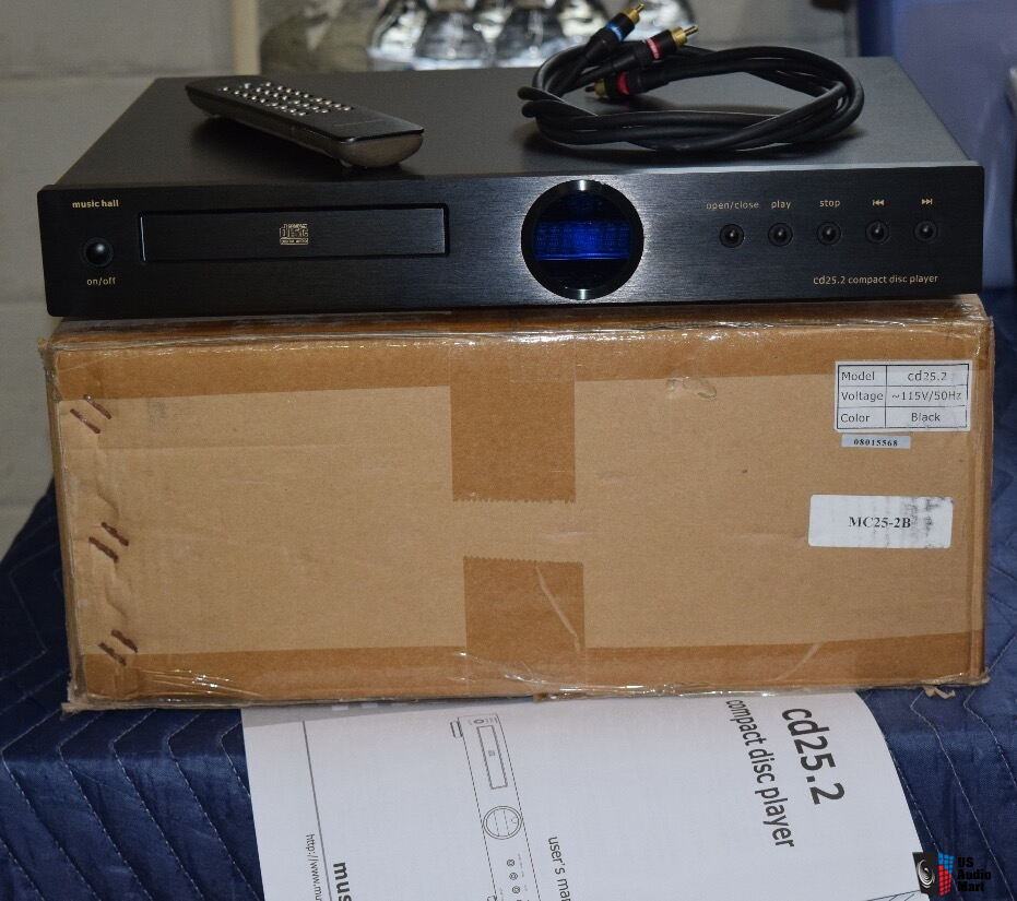 Music Hall CD-25.2 CD player, black, excellent condition with original ...