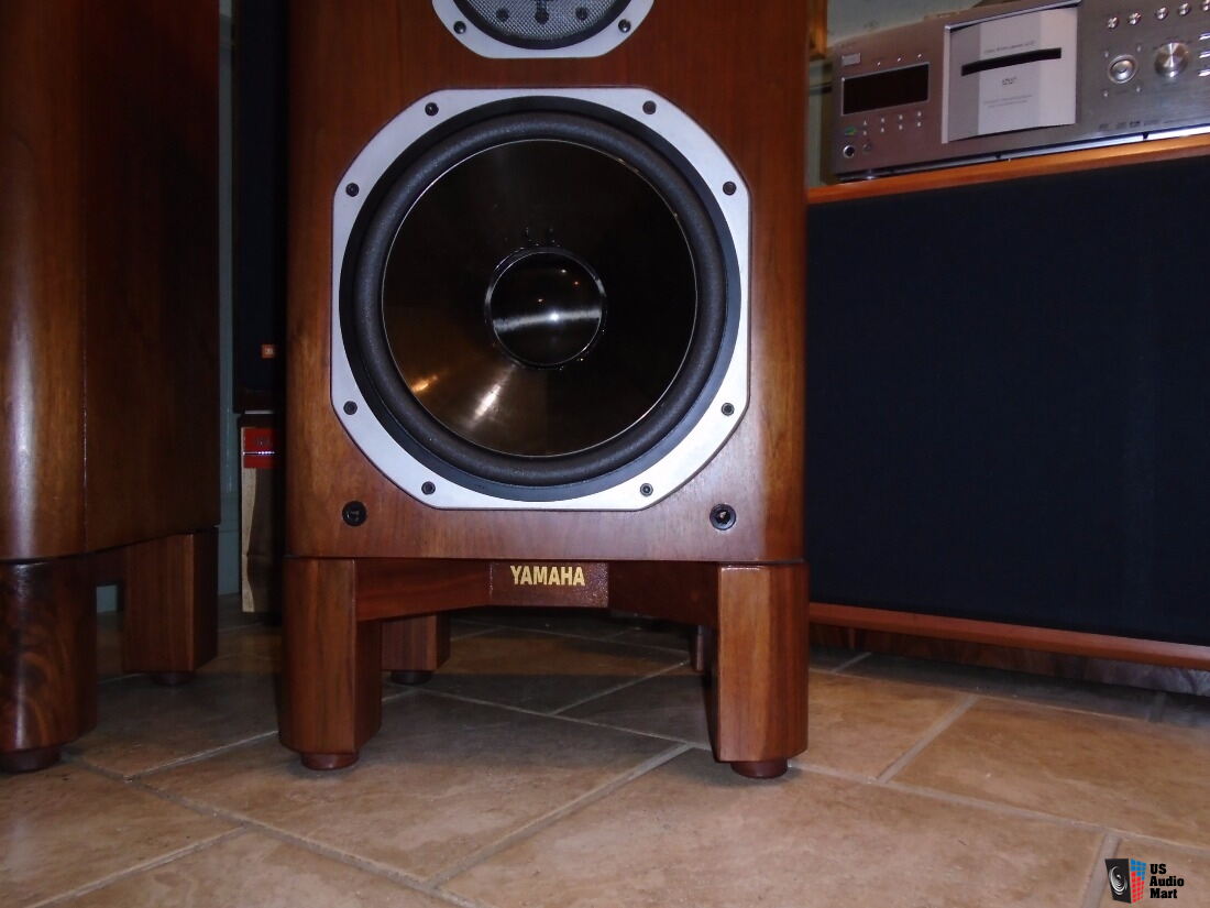 Vintage Yamaha NS-2000 Speakers with stands Photo #1541230 - UK Audio Mart