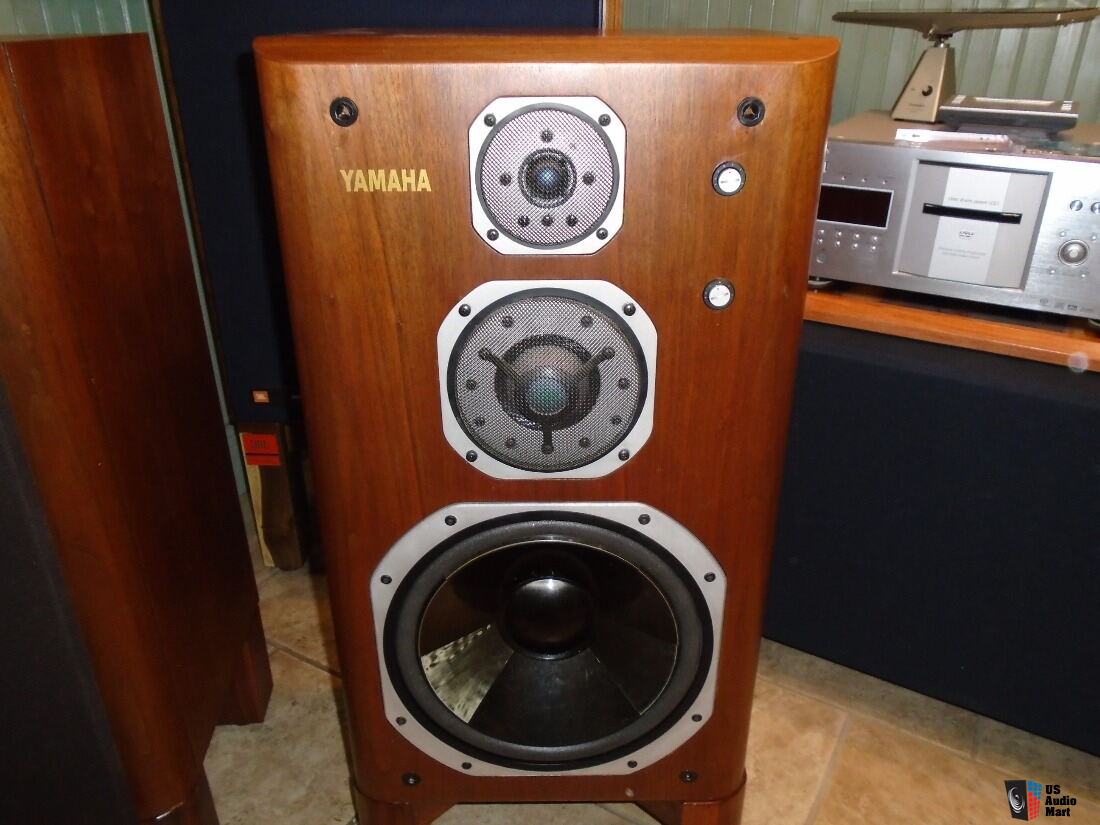 Vintage Yamaha NS-2000 Speakers with stands Photo #1541232 - UK Audio Mart
