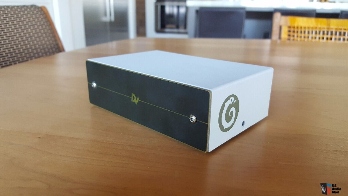 Dynavector P75 phono stage Photo #1548047 - US Audio Mart