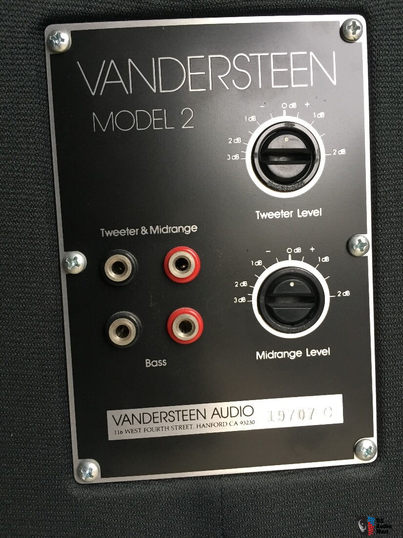 Vandersteen 2C pair w stands and spikes Photo #1553663 - Aussie Audio Mart