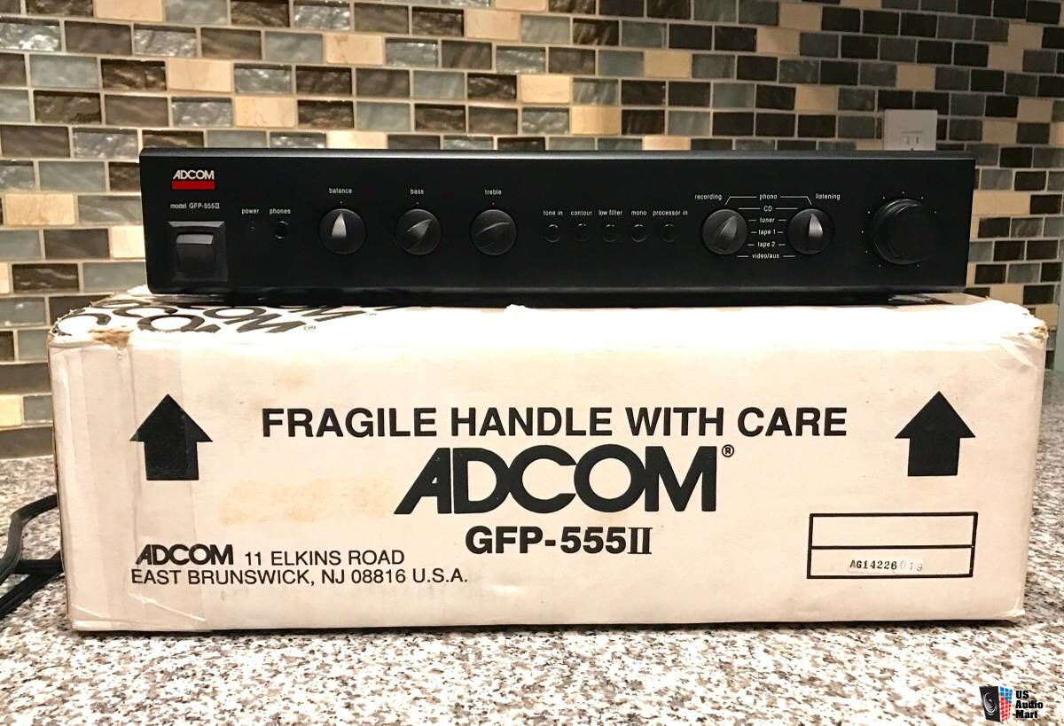 Adcom GFP-555 II Restored Mint Condition Photo #1559022 - Canuck Audio Mart