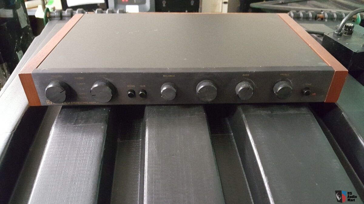 Belles xlm stereo preamplifier For Sale - Canuck Audio Mart