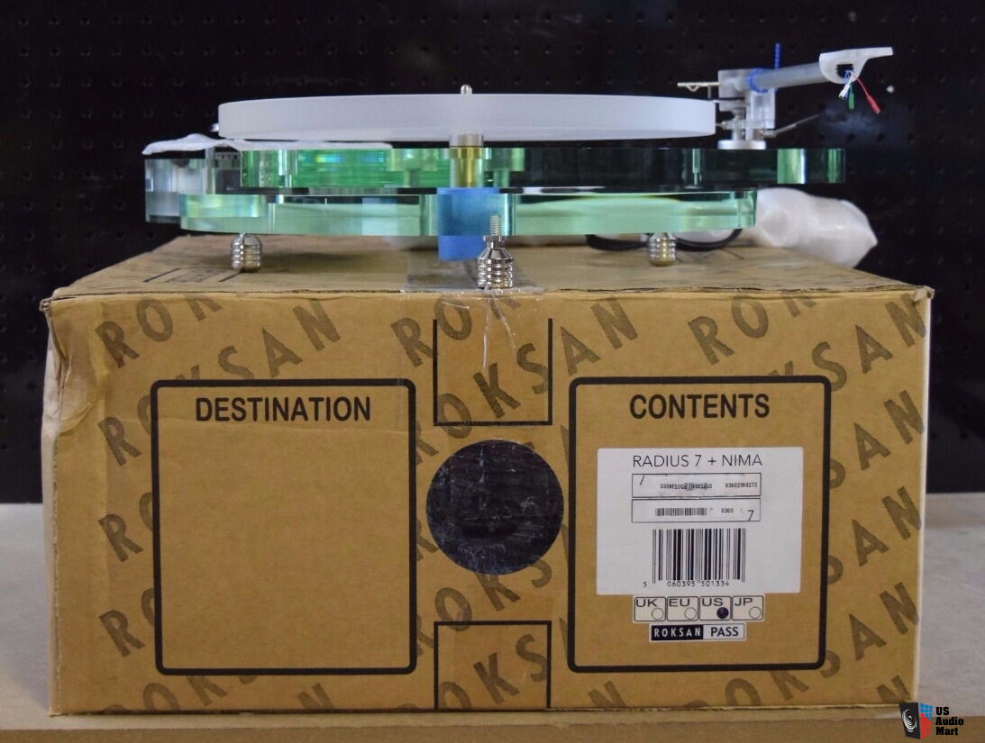 Roksan Radius 7 Turntable with Nima Tonearm (NO CARTRIDGE!) Photo ...