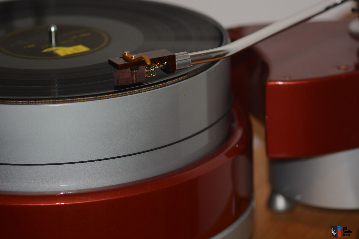 Da Vinci AAS Gabriel Magnetic Levitation Turntable Photo #1629125 - US ...