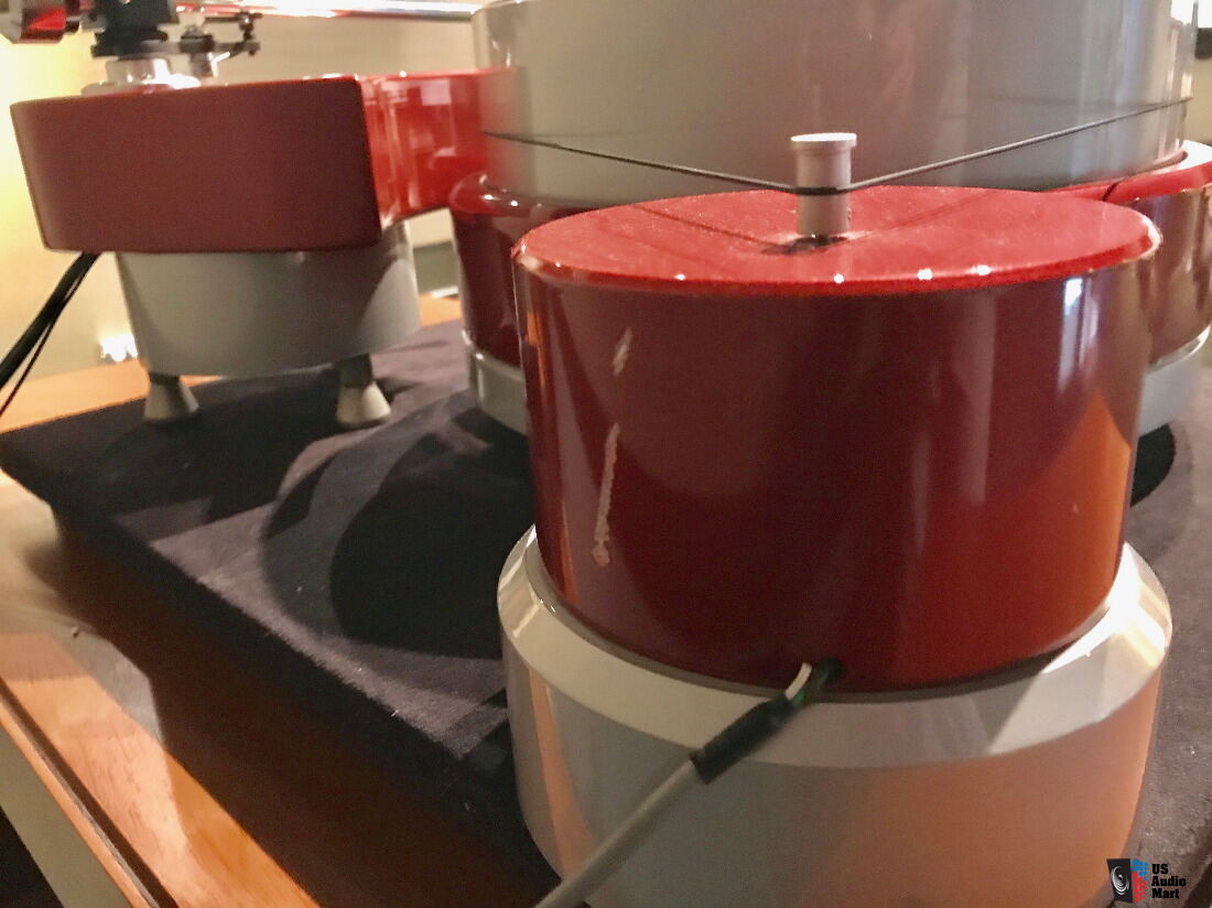 Da Vinci AAS Gabriel Magnetic Levitation Turntable Photo #1629126 - US ...