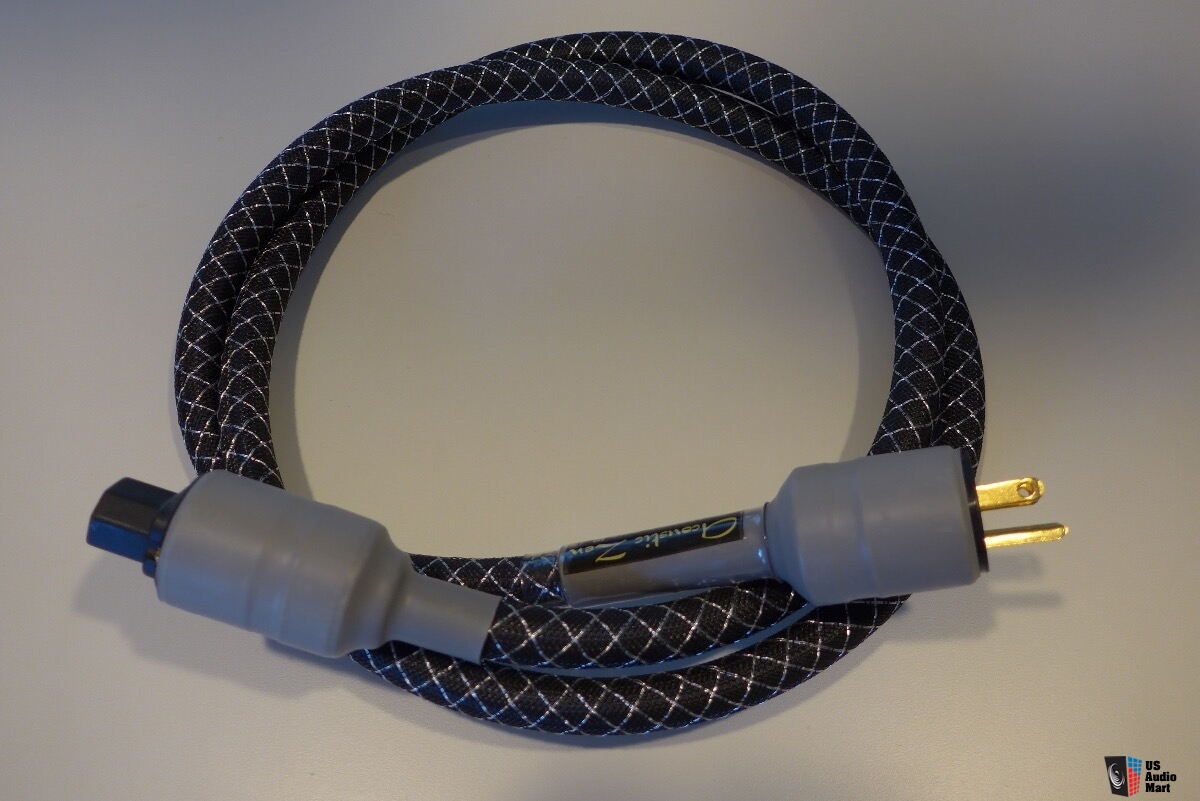 Acoustic Zen Tsunami III power cord Photo #1642279 - UK Audio Mart
