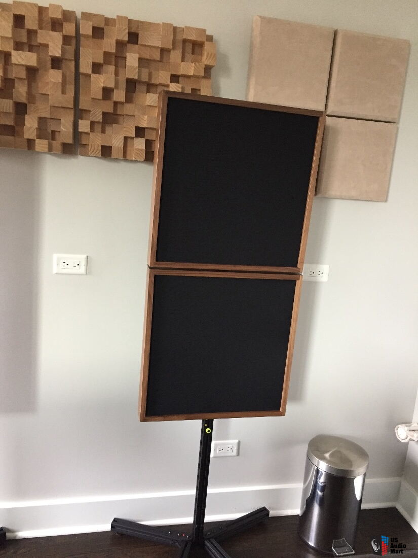 Stillpoint aperture black/walnut Photo #1645949 - US Audio Mart