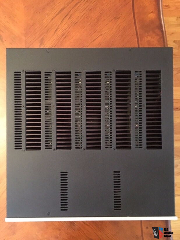 Anthem MCA 5 Series II - 5 channel Amplifier Photo #1665135 - US Audio Mart