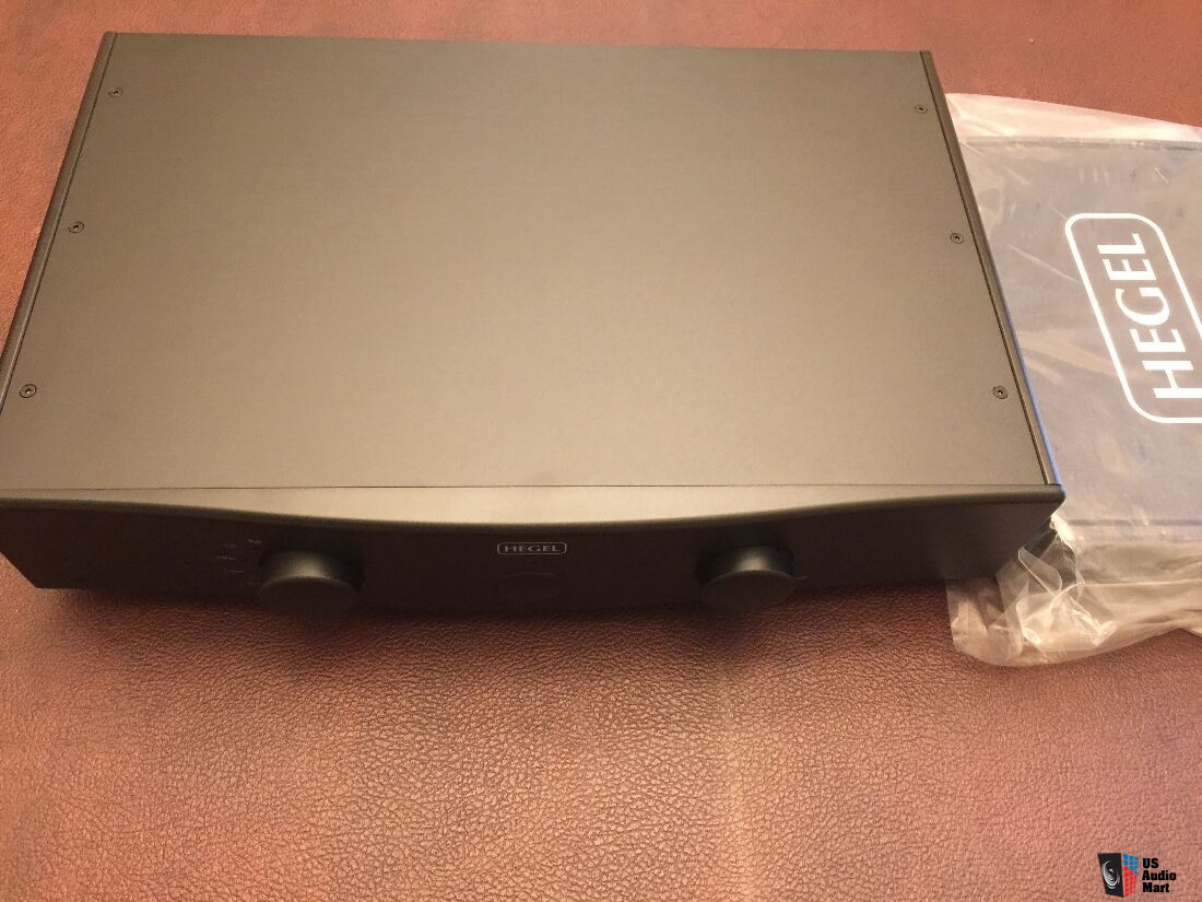 Hegel P20 - Preamplifier - Like New Photo #1665338 - UK Audio Mart