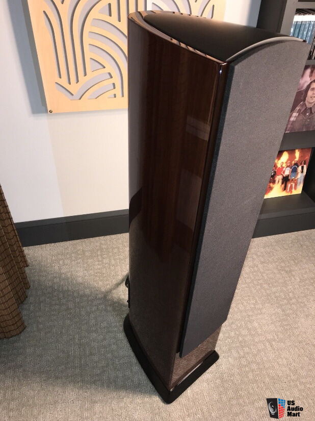 Revel PERFORMA3 F206 Floorstanding Speakers. Gorgeous Walnut finish ...