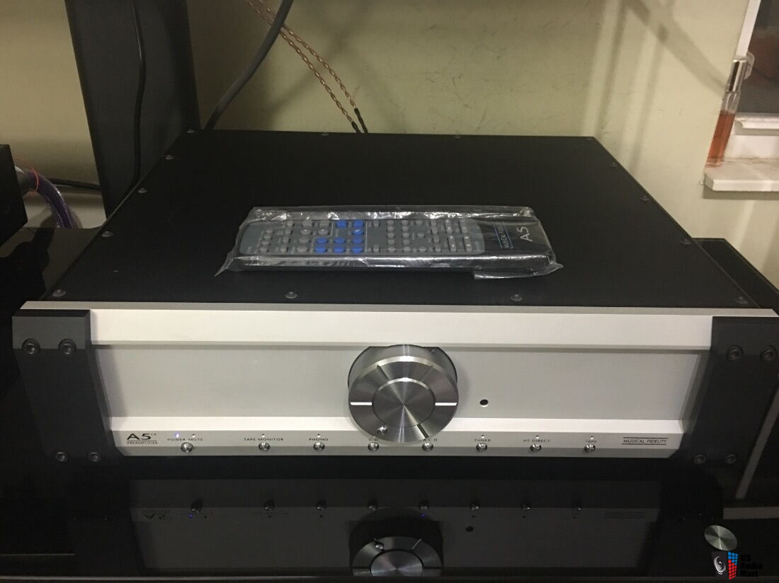 MUSICAL FIDELITY A5 cr solid state stereo preamplifier excellent phono ...