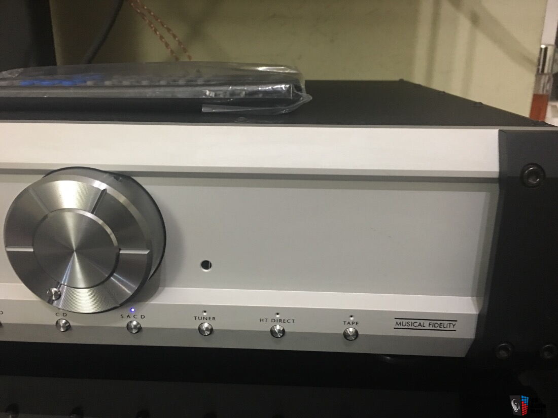 MUSICAL FIDELITY A5 cr solid state stereo preamplifier excellent phono ...