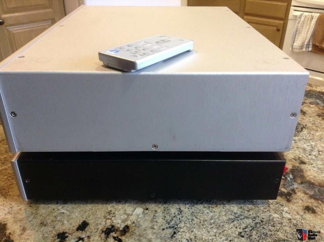 PS Audio 2-chassis Preamp; Preamplifier; PCA2 and HCPS!! Photo #1701730 ...