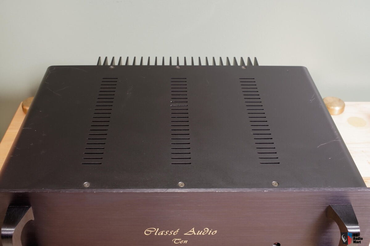 Classe Audio - Ten: 100W stereo/400W bridged mono amp. Punches waayyy ...