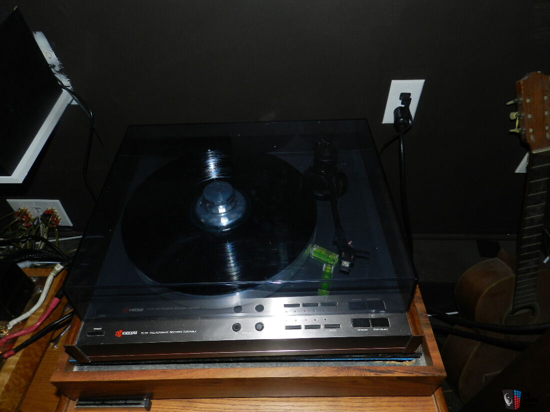 kyocera 701 Semiautomatic Turntable Photo #1710034 - US Audio Mart