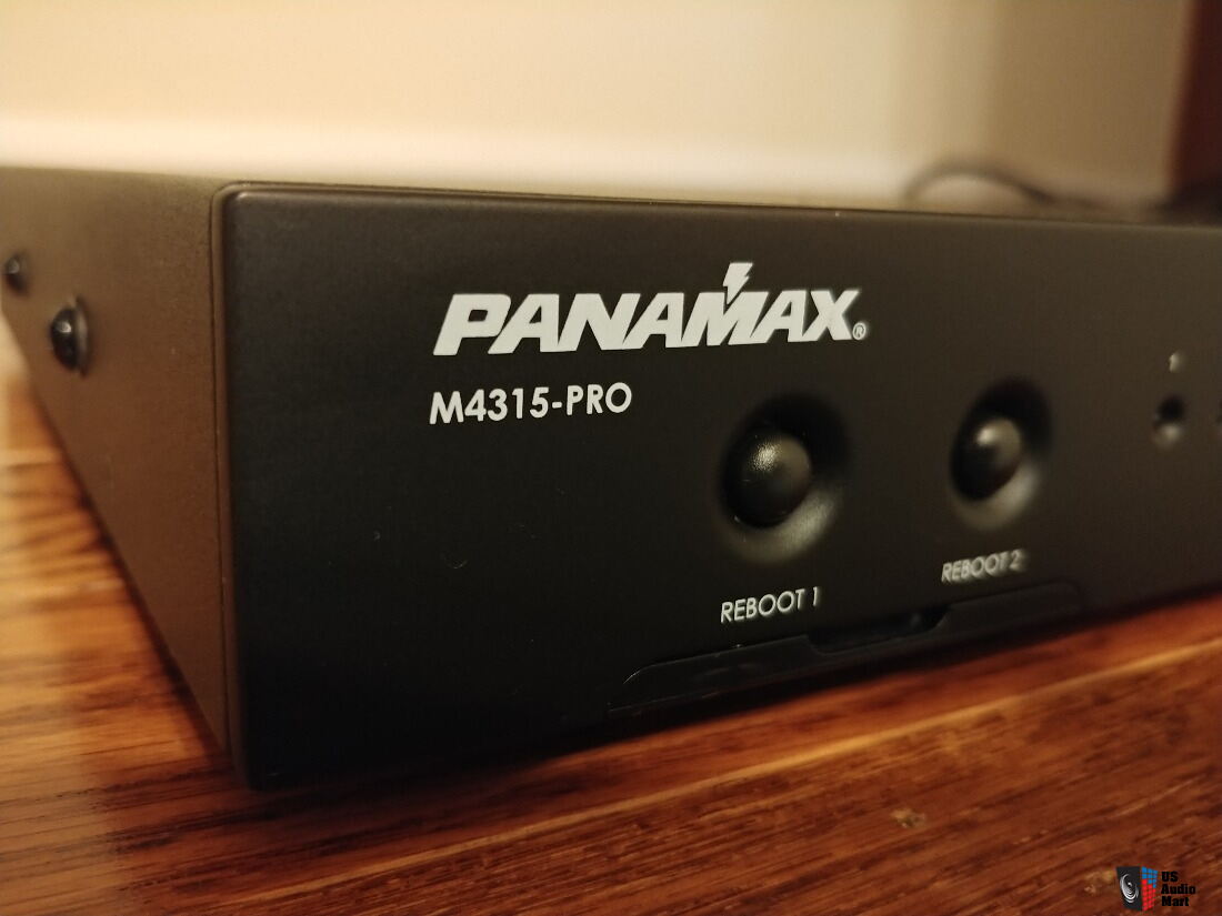 Panamax M4315-PRO Bluebolt 9-Outlet 15 Amp Power Management Surge ...