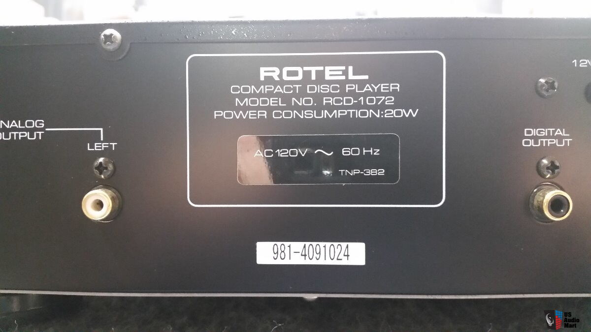 Rotel RCD-1072 CD Player Photo #1714870 - US Audio Mart