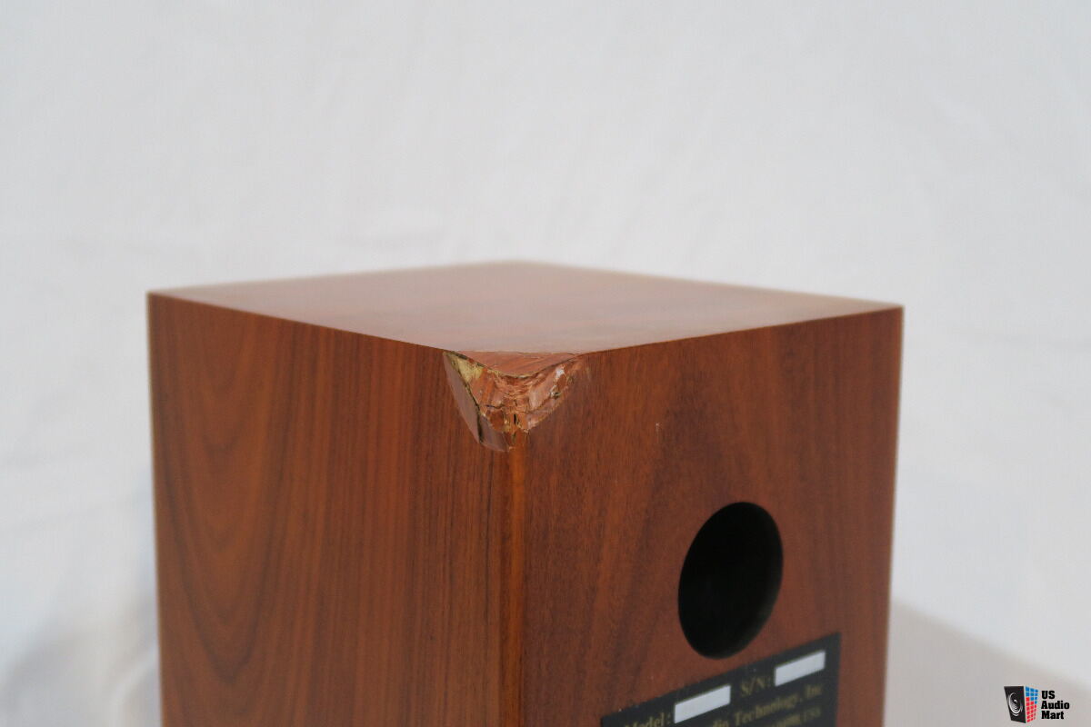 Silverline Audio SR12 monitors in Rosewood Reduced ! Photo #1736500 ...