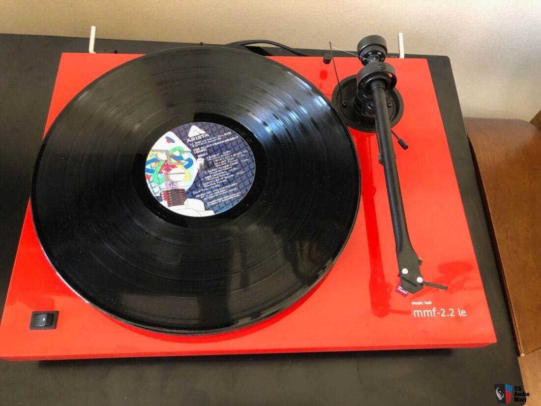 Music Hall mmf-2.2 le Turntable Photo #1742093 - US Audio Mart