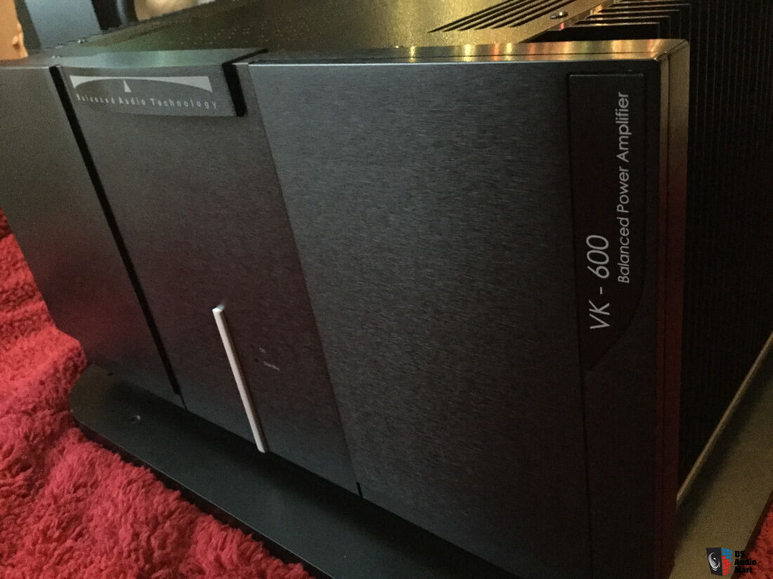 Balanced Audio Technology BAT VK-600 Amplifier with BAT-PAK In Solid ...