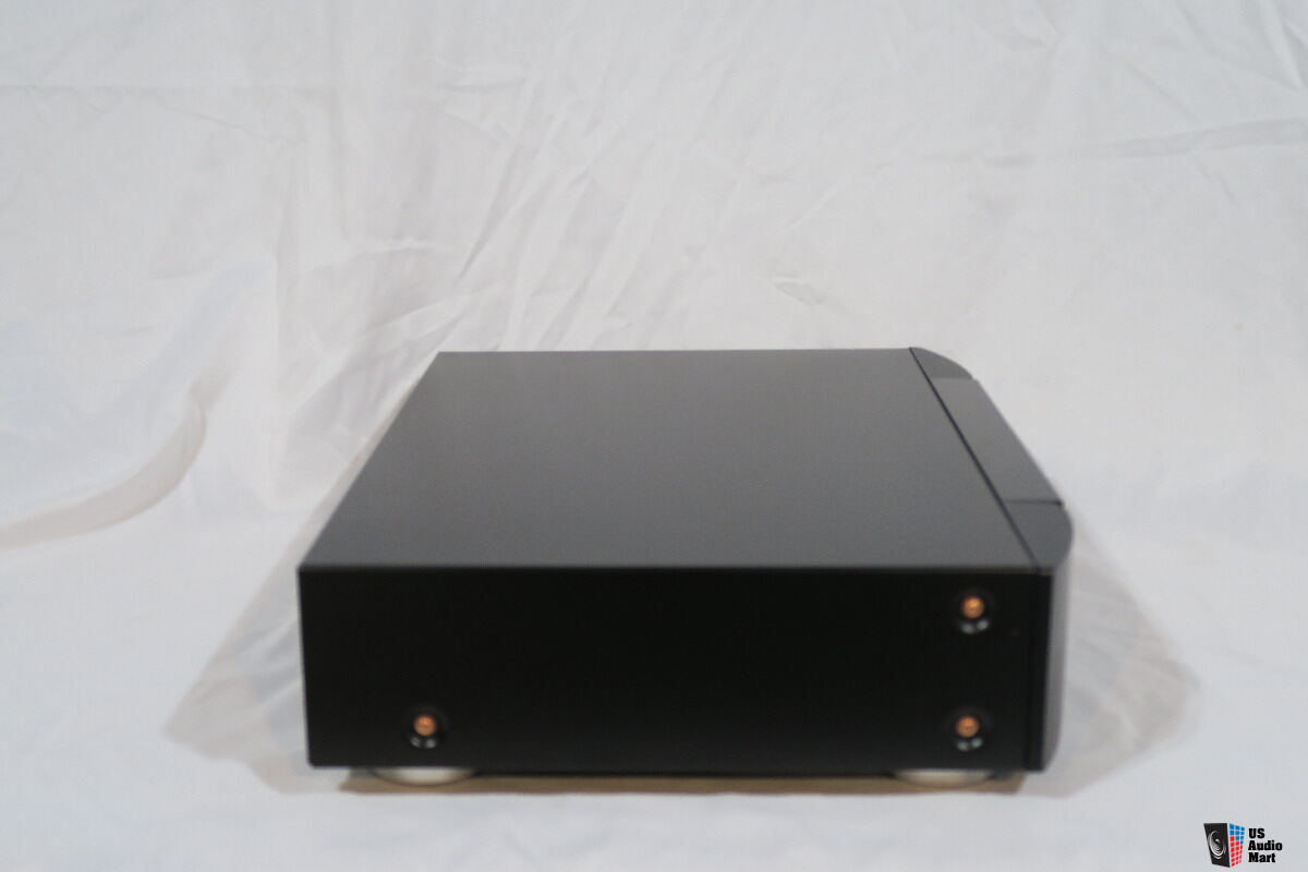 Marantz "stack" PM8004 Integrated amplifier and SA8004 CD SACD player ...