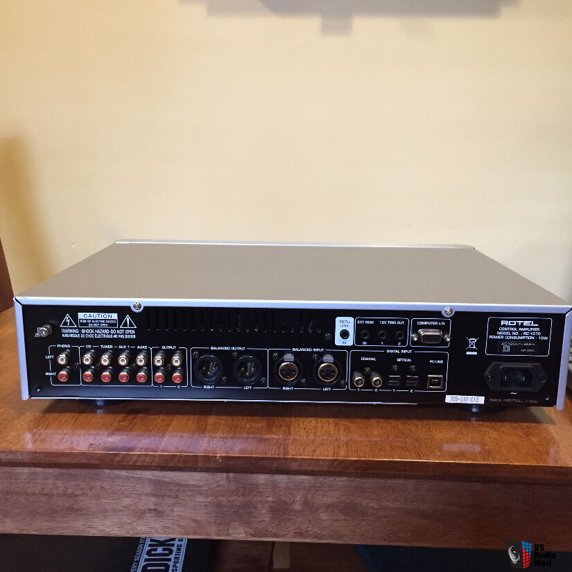 Rotel RC-1570 Preamplifier/DAC Photo #1784906 - US Audio Mart