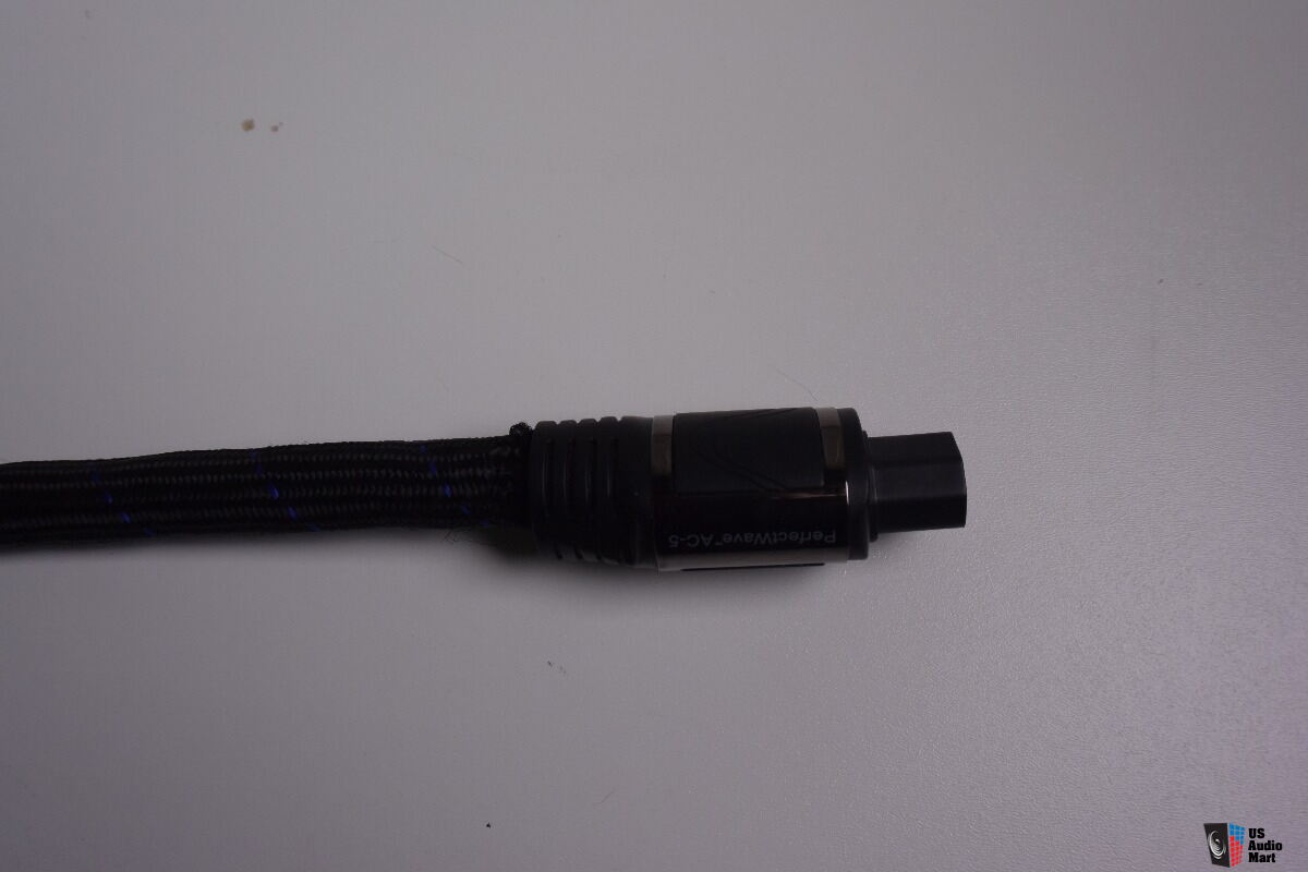 PS Audio AC-5 Power Cable Photo #1786273 - US Audio Mart