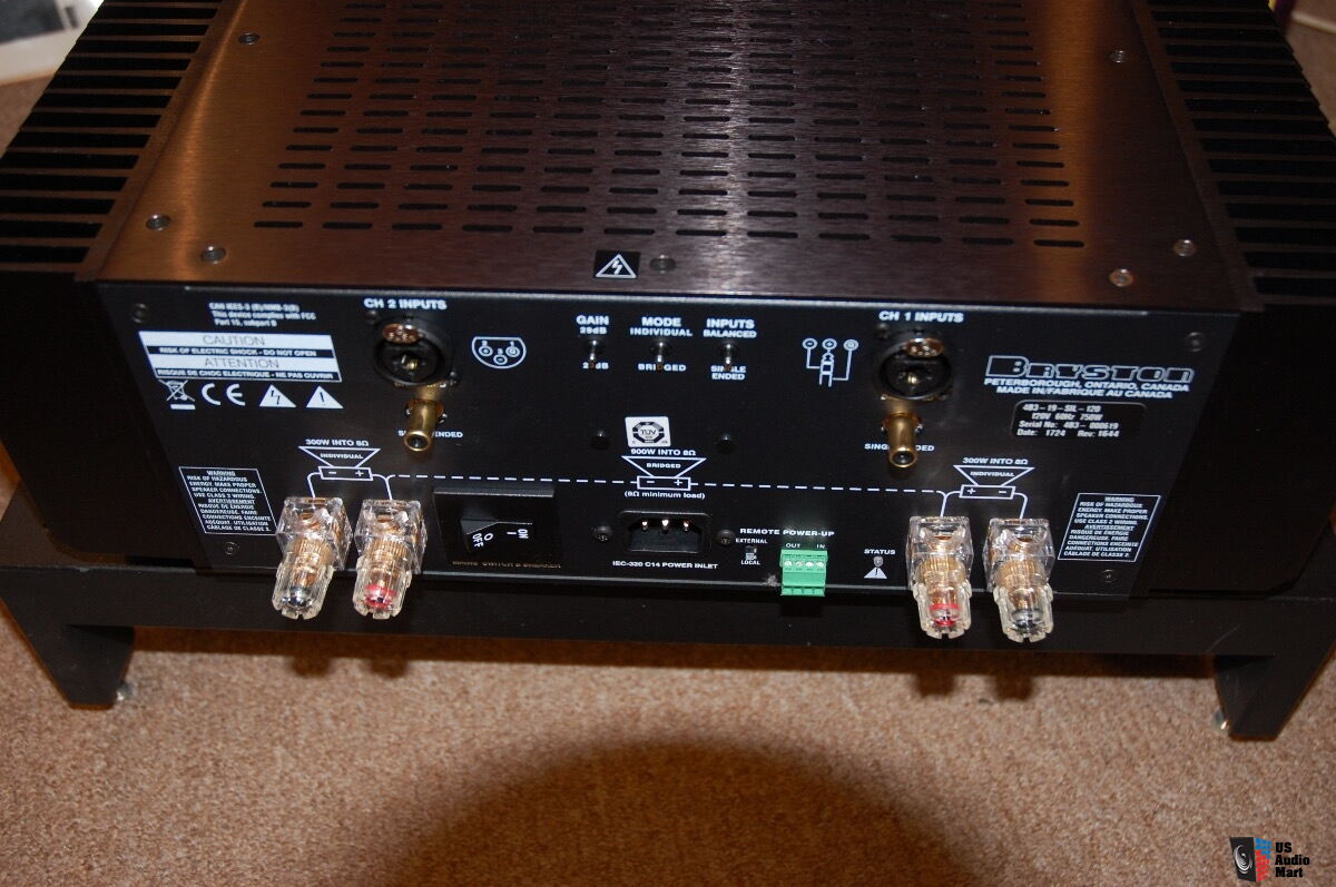 Bryston 4B3 Amp, Silver 19" With Handles, As New, Latest Version Photo ...