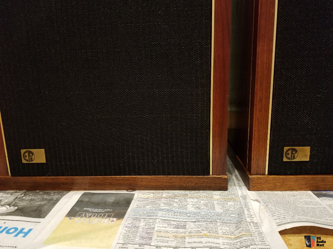 Vintage Pair of Epicure (EPI) M-150 Speakers Photo #1788182 - UK Audio Mart
