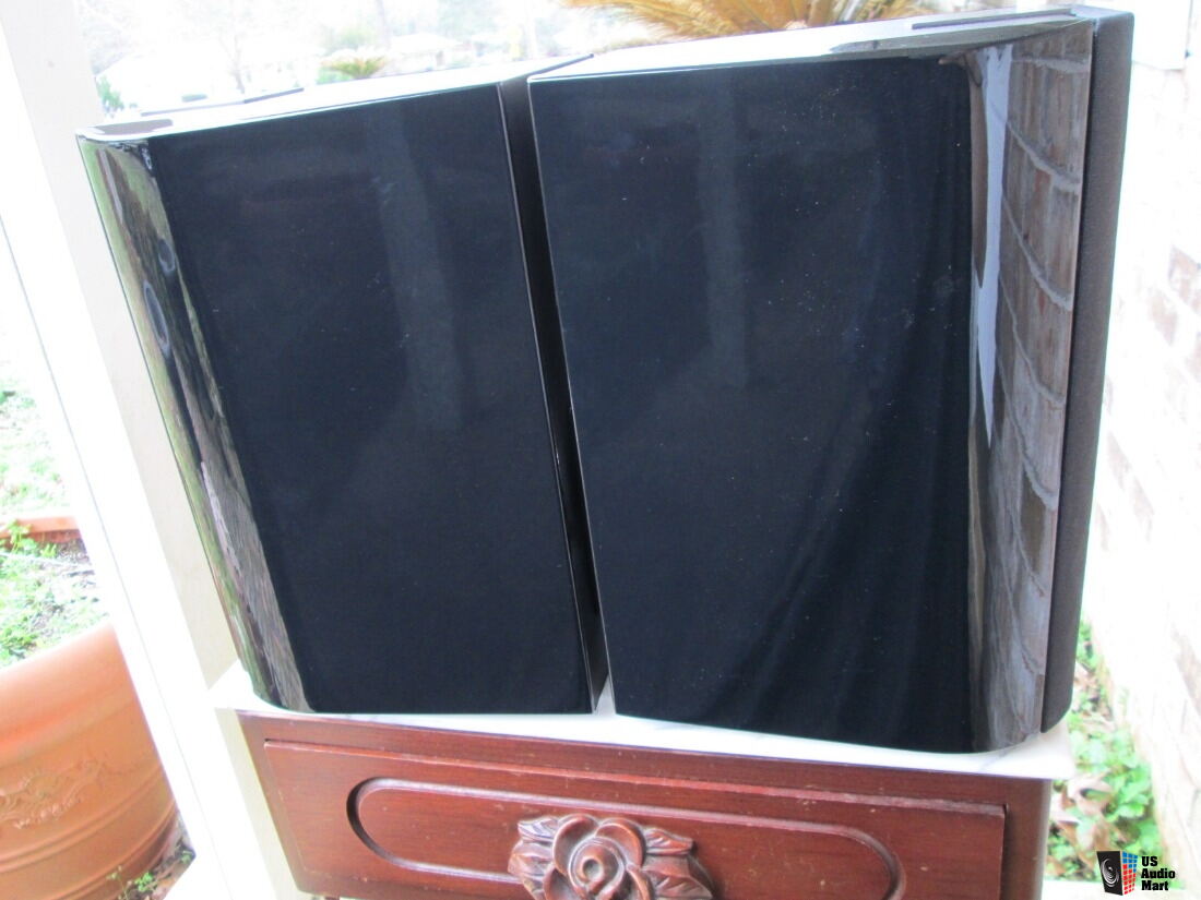 Focal Chorus 705 Speakers in piano Black Photo #1806221 - UK Audio Mart