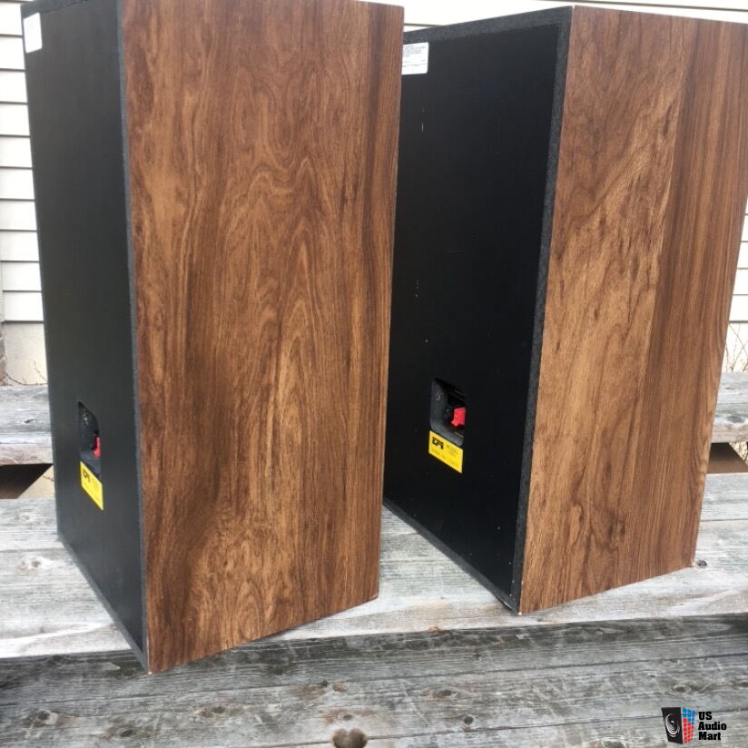 EPI 100v bookshelf speaker pair (Epicure) local NJ pickup only Photo ...