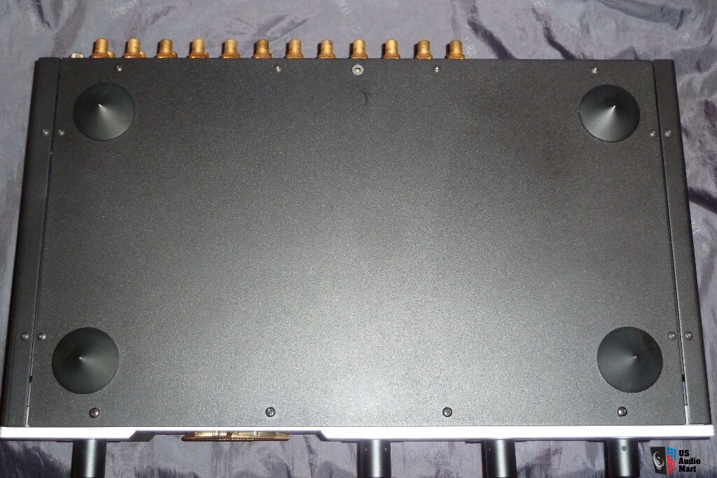 Usher P307 preamplifier Photo #1813926 - UK Audio Mart