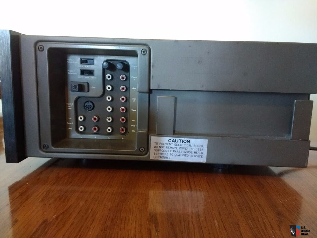 Sansui AU-9900 Integrated Amplifier with matching TU-9900 Tuner Photo ...
