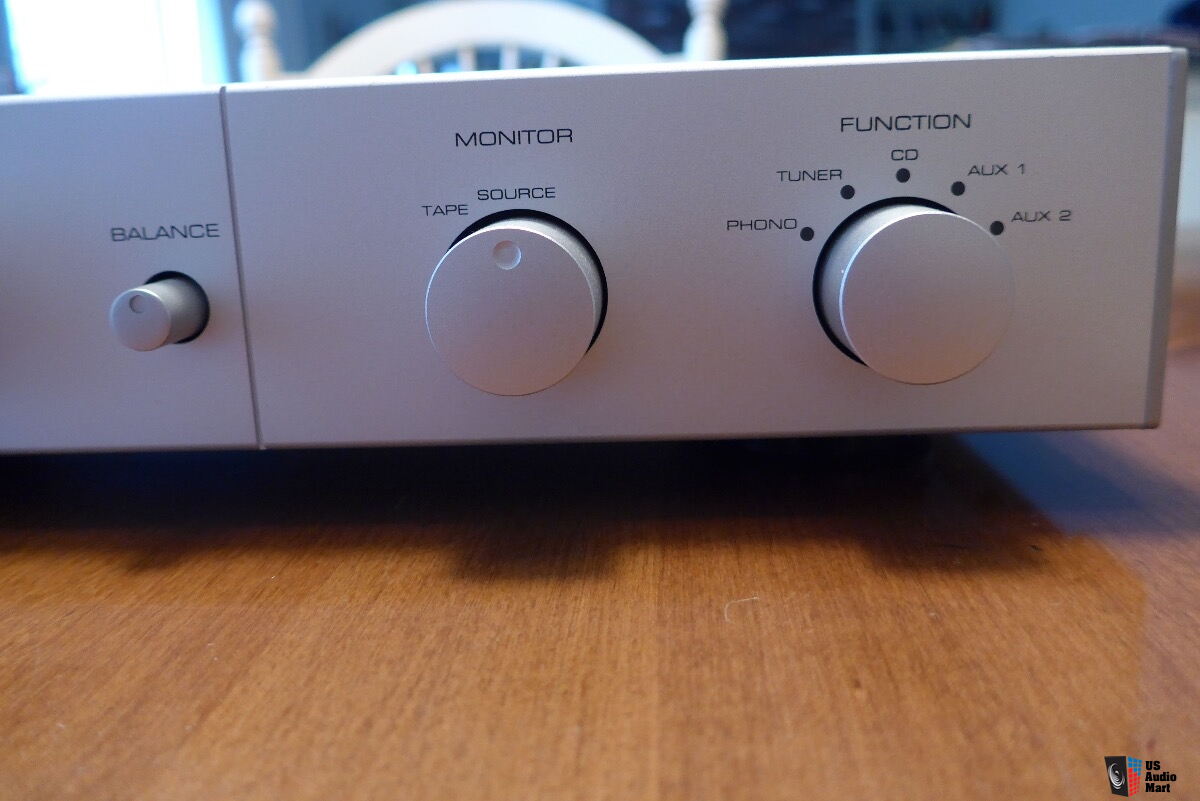 Rotel RA-02 Integrated Amplifier w/ phono stage Photo #1859718 - US ...