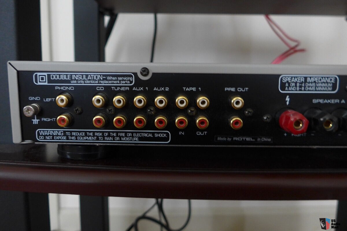 Rotel RA-02 Integrated Amplifier w/ phono stage Photo #1859716 - US ...