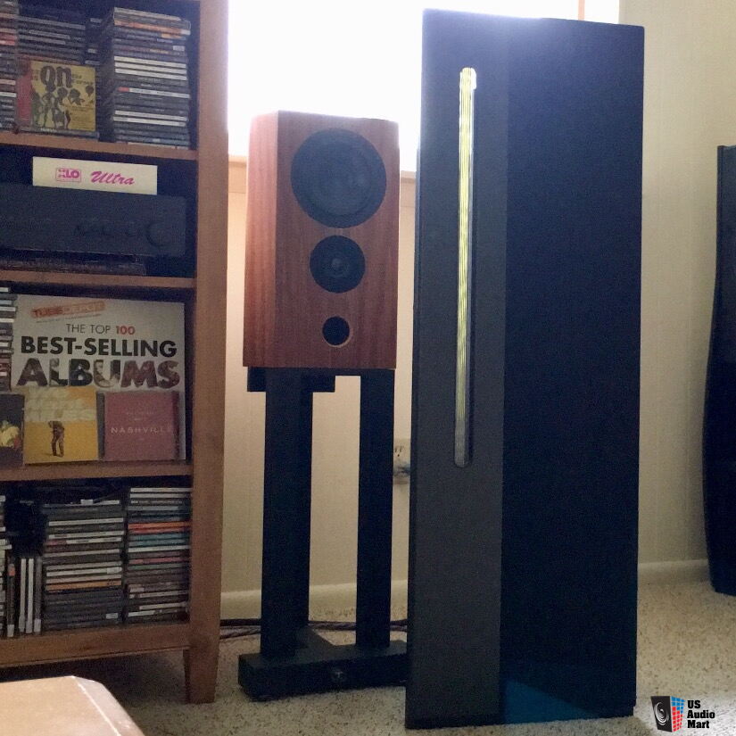 Apogee Centaur floorstanding loudspeaker pair (for local demo and ...