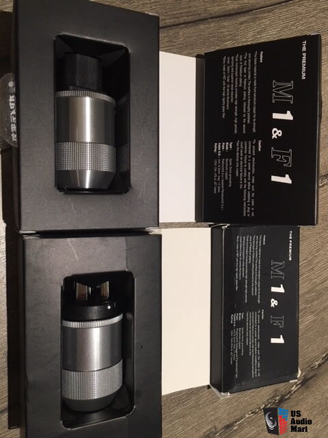 Oyaide M1 / F1 IEC PLUG ----- THE BEST Photo #1925059 - US Audio Mart