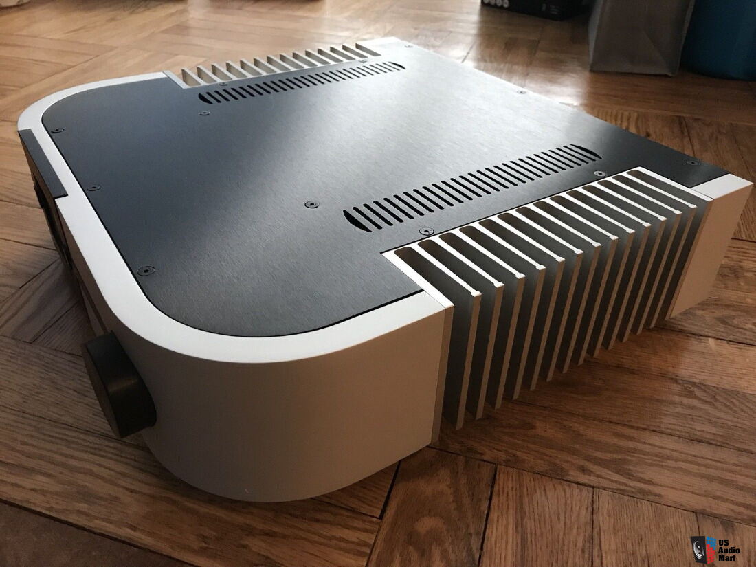 Classe CAP-2100 Integrated Amplifier Photo #1935805 - UK Audio Mart