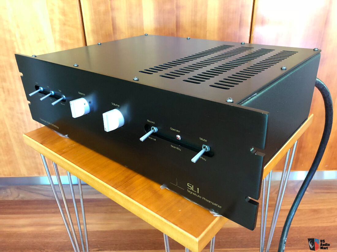 Convergent Audio Technology CAT SL1 Signature tube preamplifier Photo ...