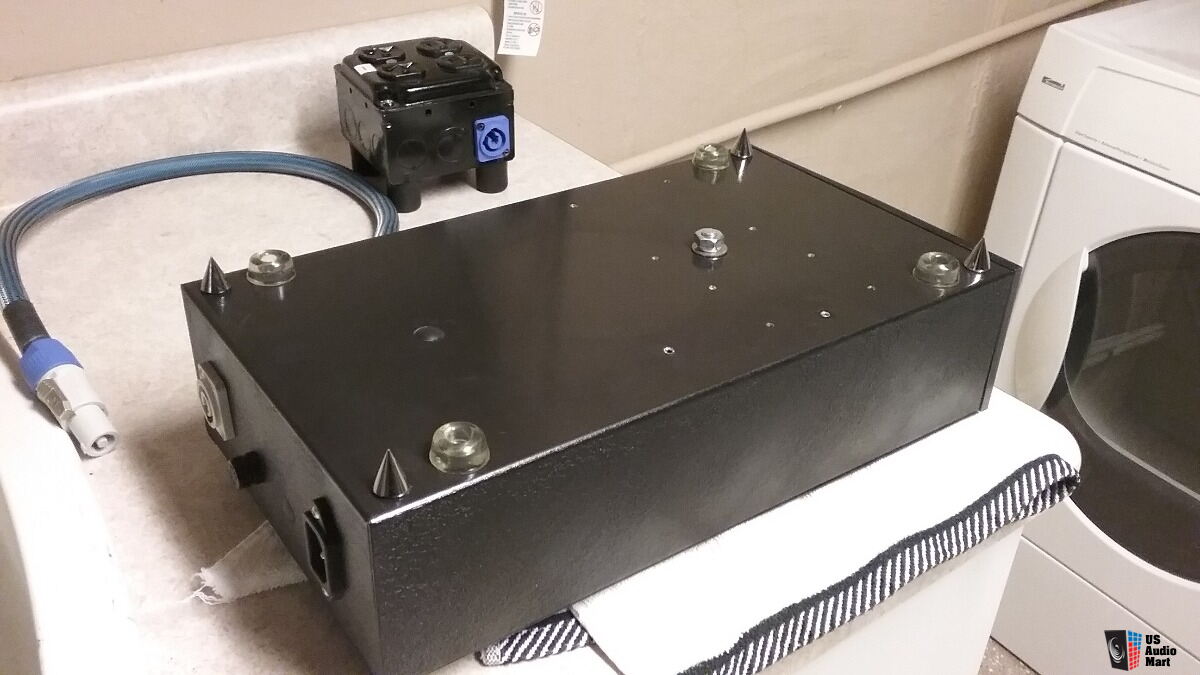 Core Audio Technology balanced power unit /1000 V/A transformer ...