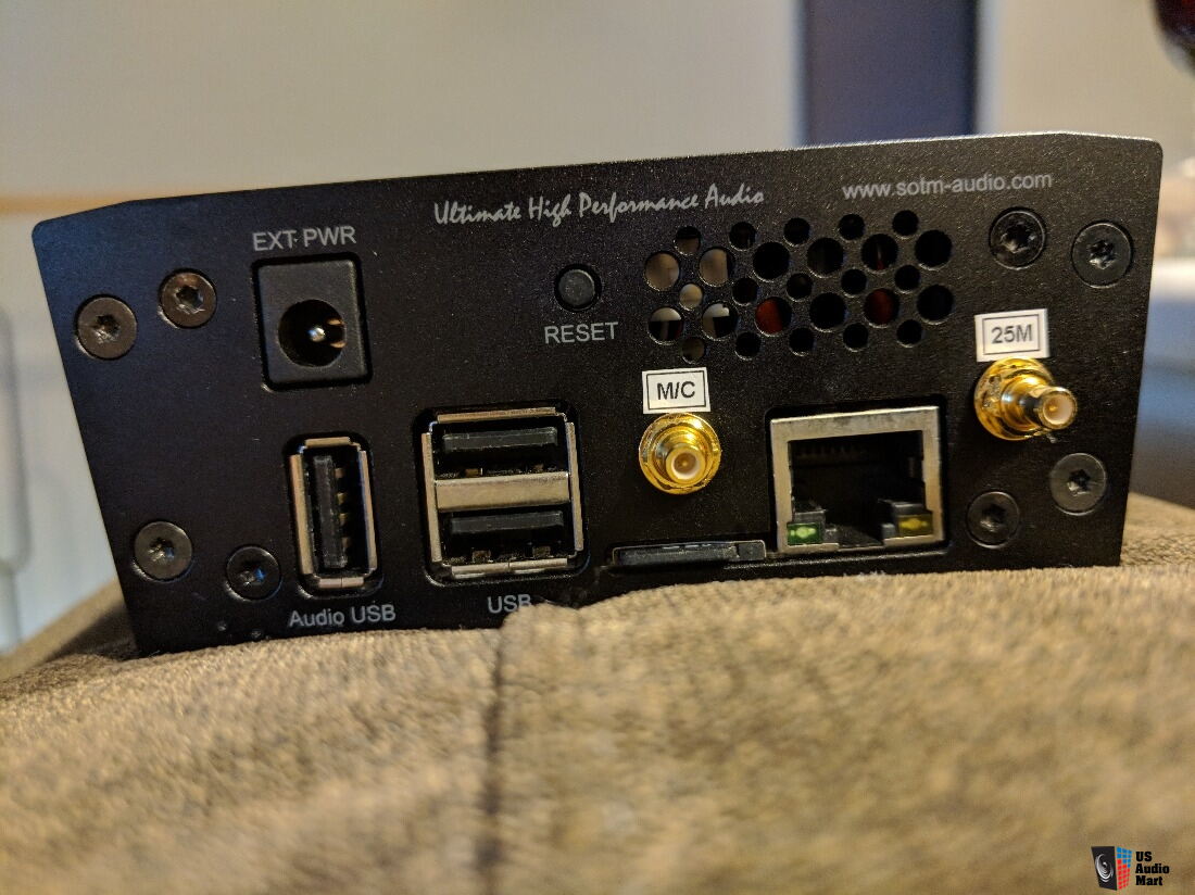 SOtM sMS-200 Ultra with MasterClock Input and Switch Clock Output Photo ...