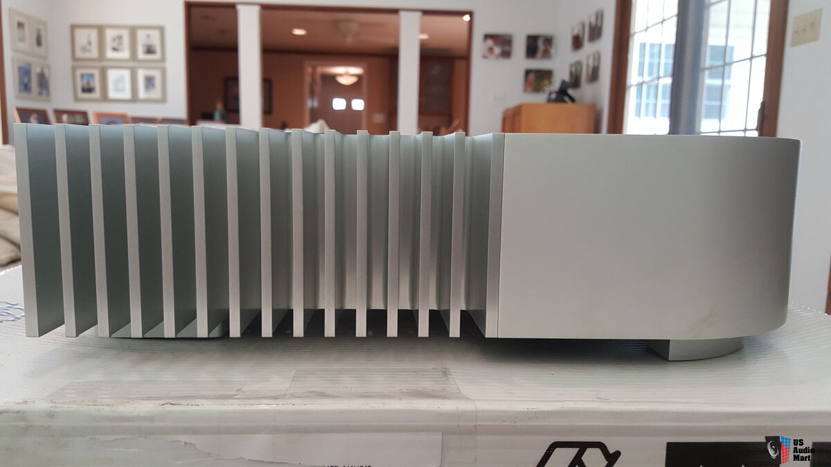 Classe CA 2100 Amplifier Photo #1976596 - US Audio Mart