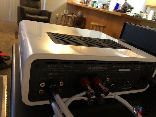 FREE shipping TO CONUS! Quad Vena in the Upgraded Glossy White Cabinet ...