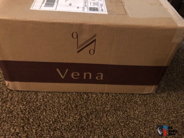 FREE shipping TO CONUS! Quad Vena in the Upgraded Glossy White Cabinet ...