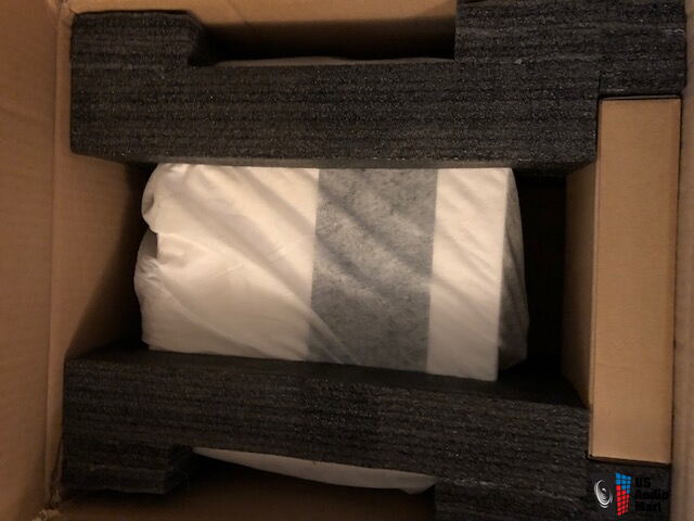 FREE shipping TO CONUS! Quad Vena in the Upgraded Glossy White Cabinet ...