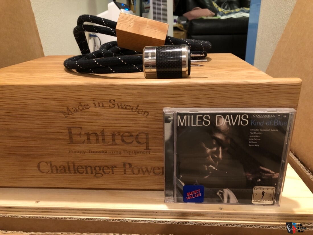 Entreq Challenger Powerus 3V + 6 feet Challenger 3V power cord Photo ...