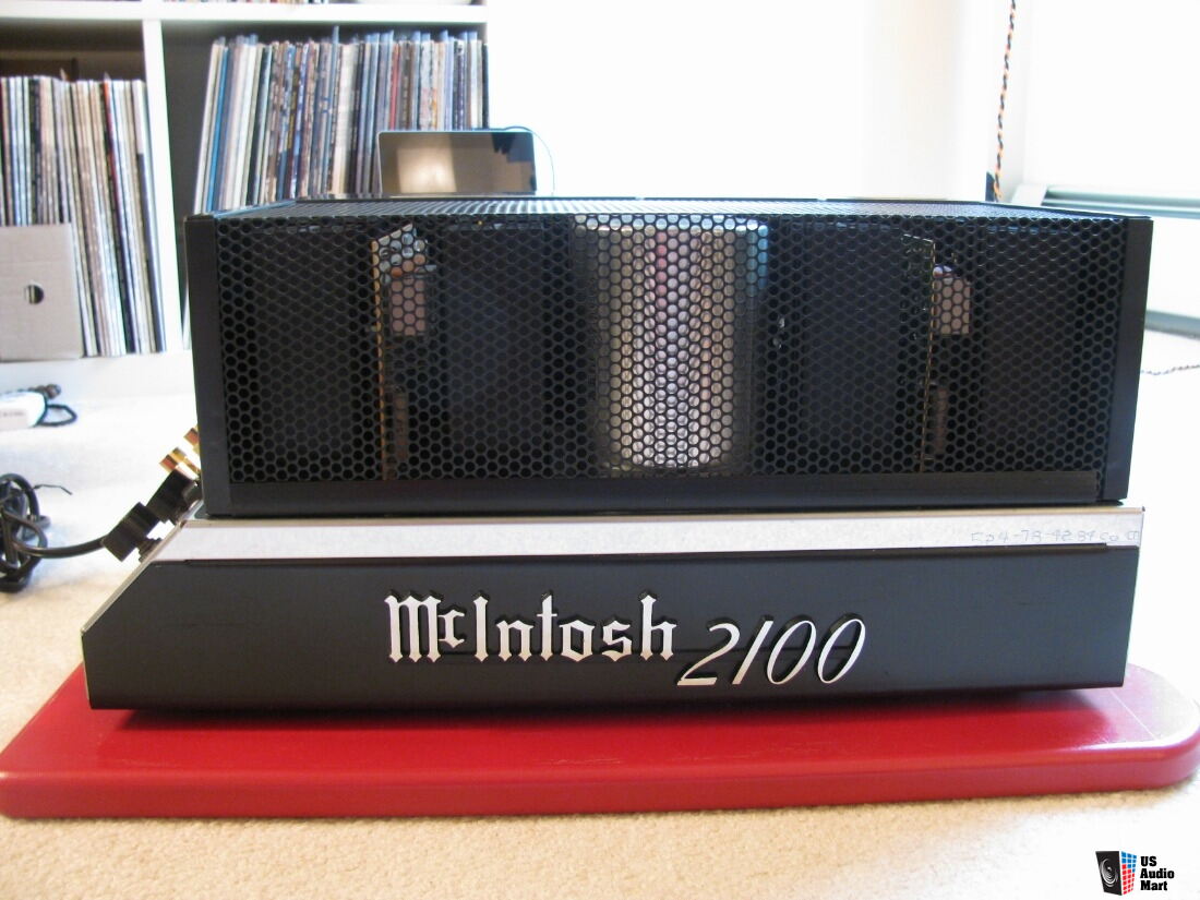 McIntosh MC2100 power amplifier, beautiful condition, 100 wpc a classic ...