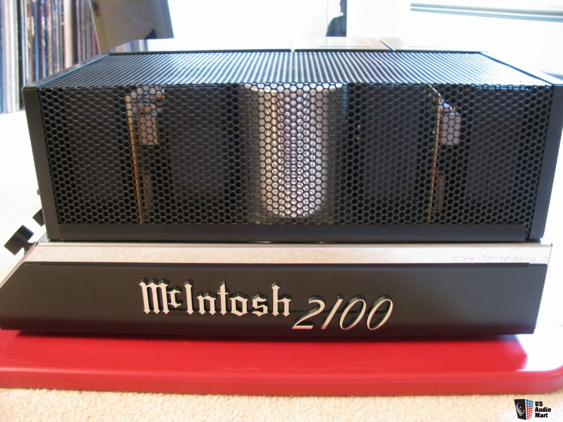 McIntosh MC2100 power amplifier, beautiful condition, 100 wpc a classic ...