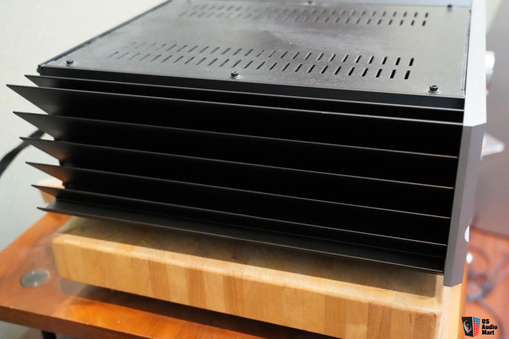 Pass Labs INT-30A Integrated Amplifier 30W Class A Excellent Condition ...